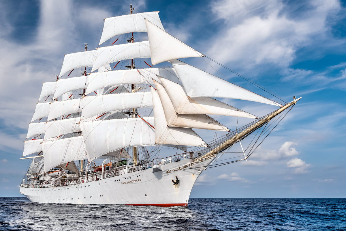 Dar Młodzieży | Sail Boston® 2026